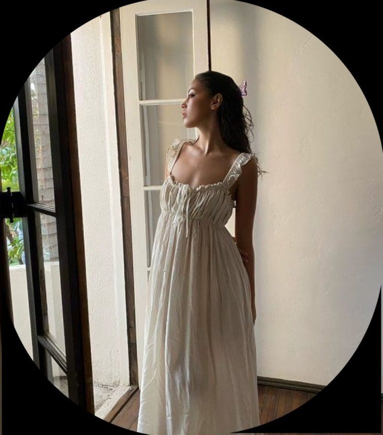 15 Model Photoshoot Dress to Impress Outfit Ideas - Fashionora